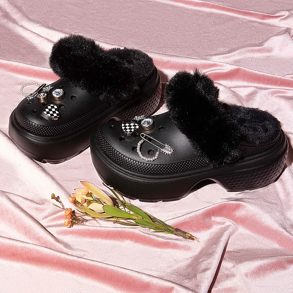 Crocs Stomp Lined Platform Clog - Black | Journeys