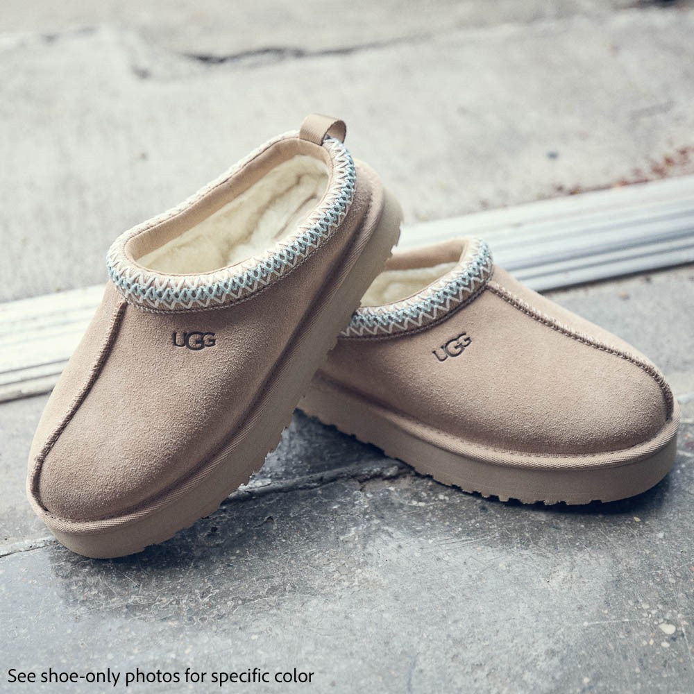 UGG® Tazz Platform Slipper - Little Kid / Big Kid - Sand | Journeys
