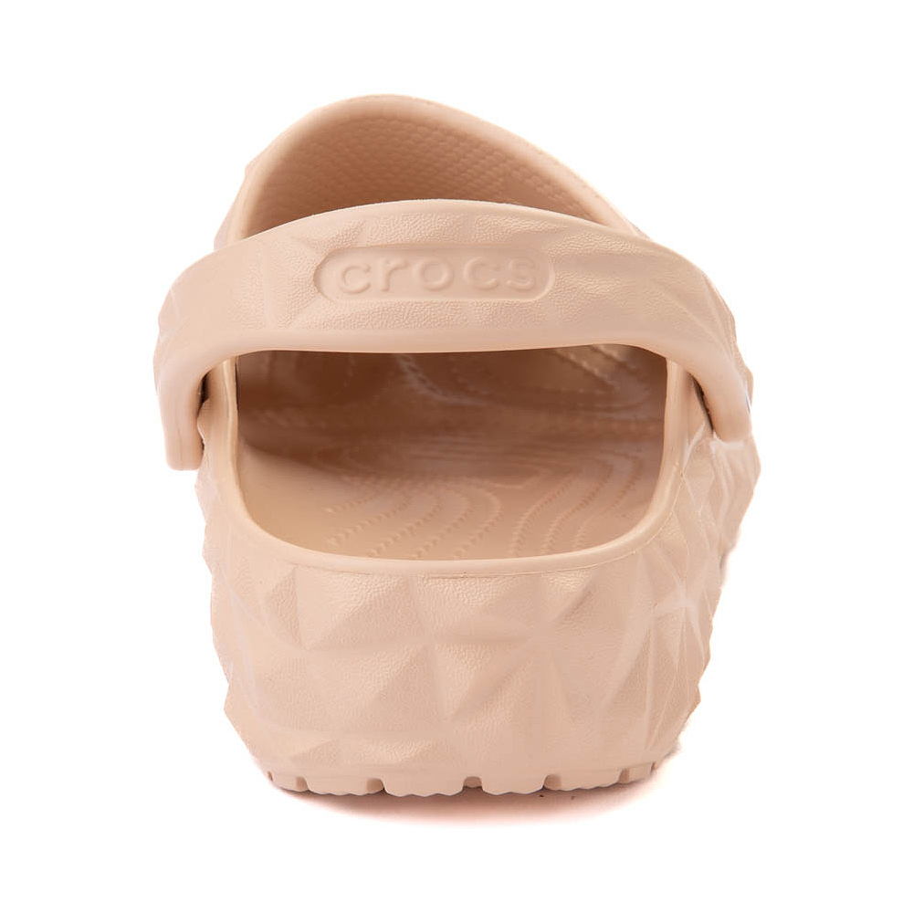 Crocs Classic Geometric Clog - Shiitake | Journeys