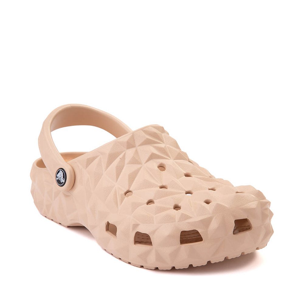 Crocs Classic Geometric Clog - Shiitake | Journeys