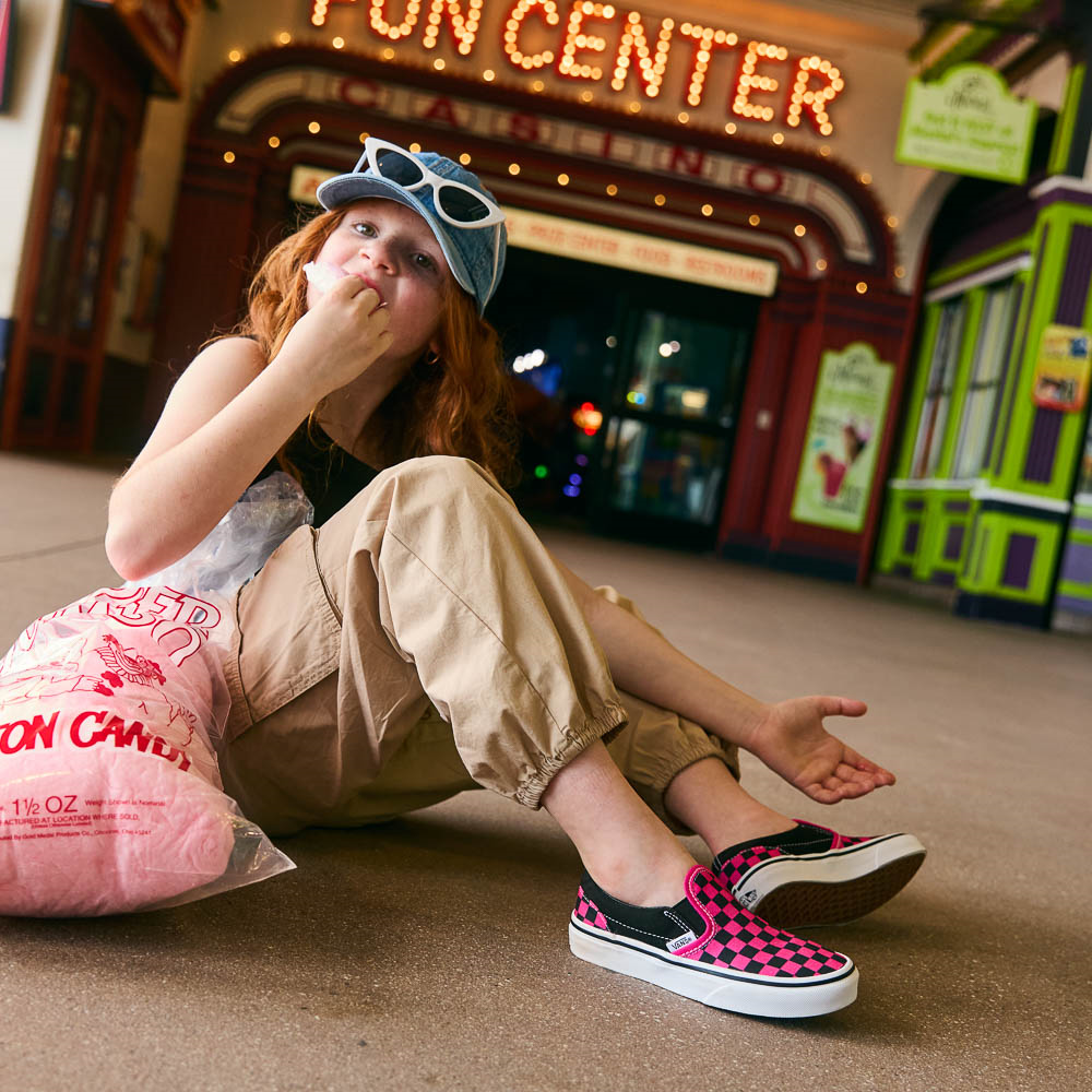 Vans Slip-On Checkerboard Skate Shoe - Little Kid - Black / Pink | Journeys