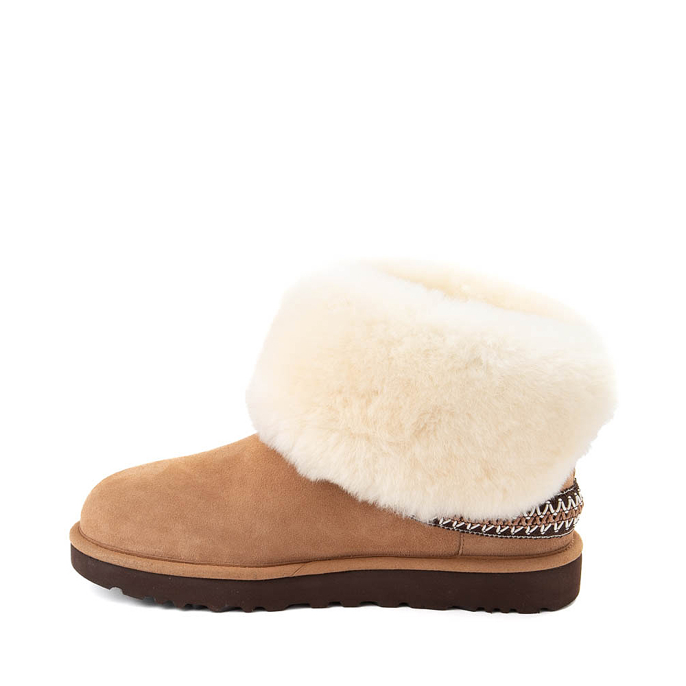 Womens UGG® Classic Short Crescent Boot - Chestnut | Journeys