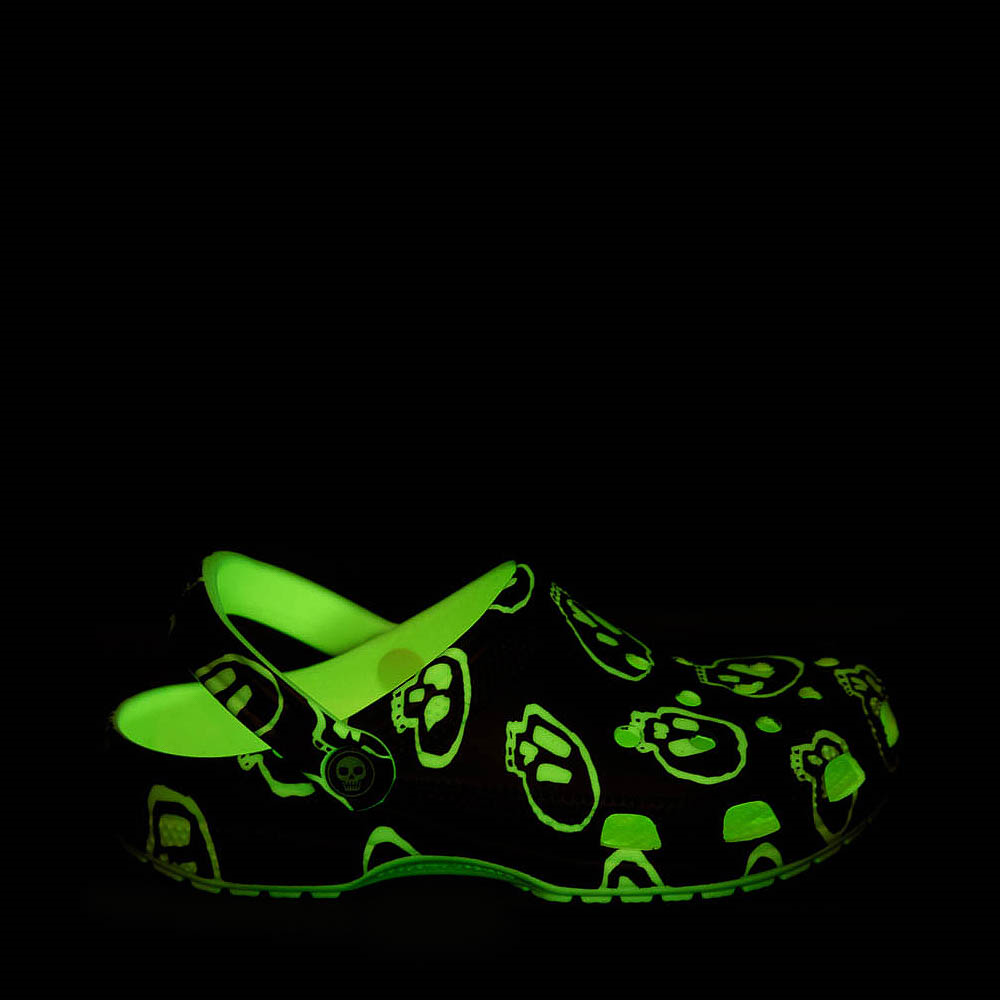 Crocs Classic Glow-In-The-Dark Skull Clog - Black | Journeys