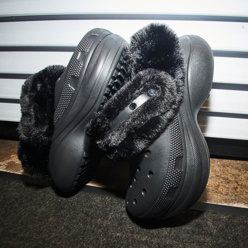 Womens Crocs Bae Lined Platform Clog - Black | Journeys